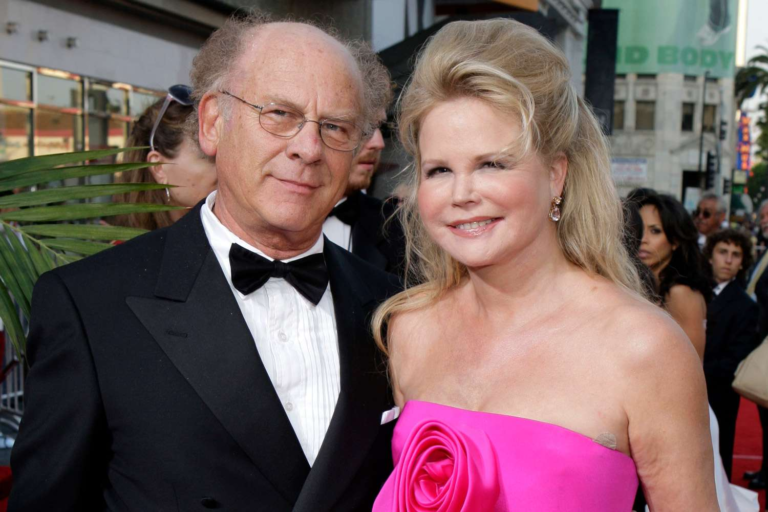 Who Is Beau Daniel Garfunkel? The Untold Story of Art Garfunkel’s Son ...