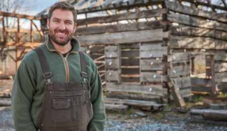 Who is Mark Bowe? All About the TV Personality Mark Bowe - Hollywood ...